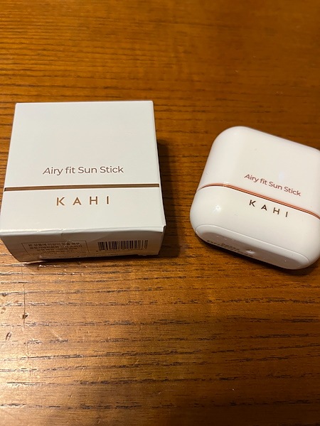 [Qoo10] KAHI エアリーフィットサンスティック : UVケア